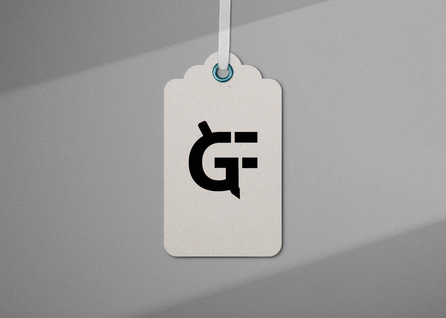 Clothe Tag Logo Mockup | eyMockup